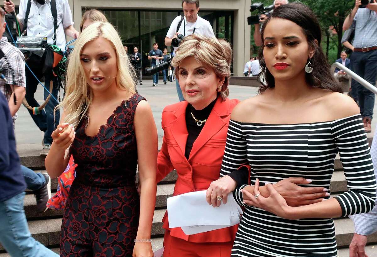 Houston Texans Cheerleaders Coach Resigns Amid Sexual Discrimination