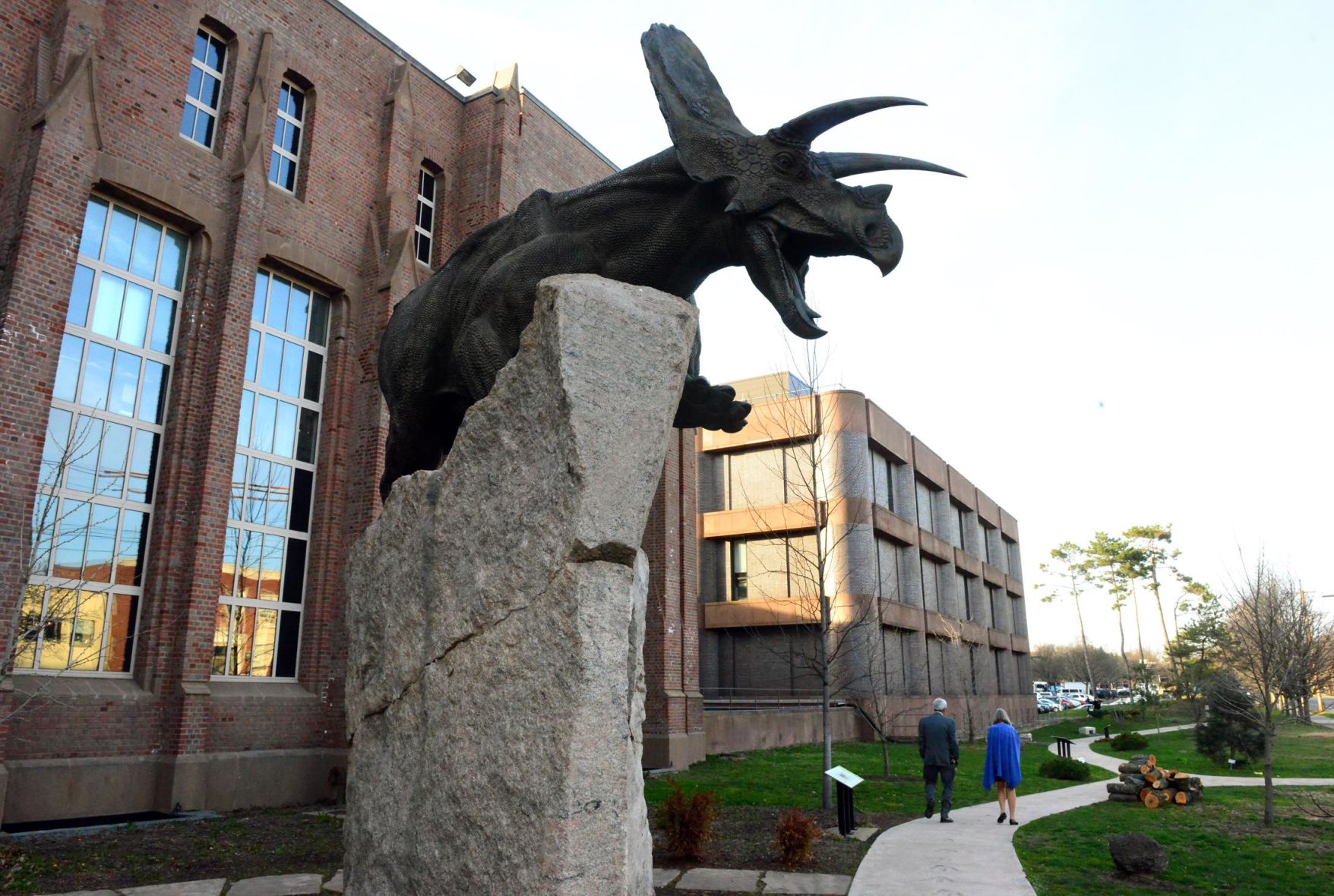 FAQ: Plan a trip to the Yale Peabody Museum of Natural History