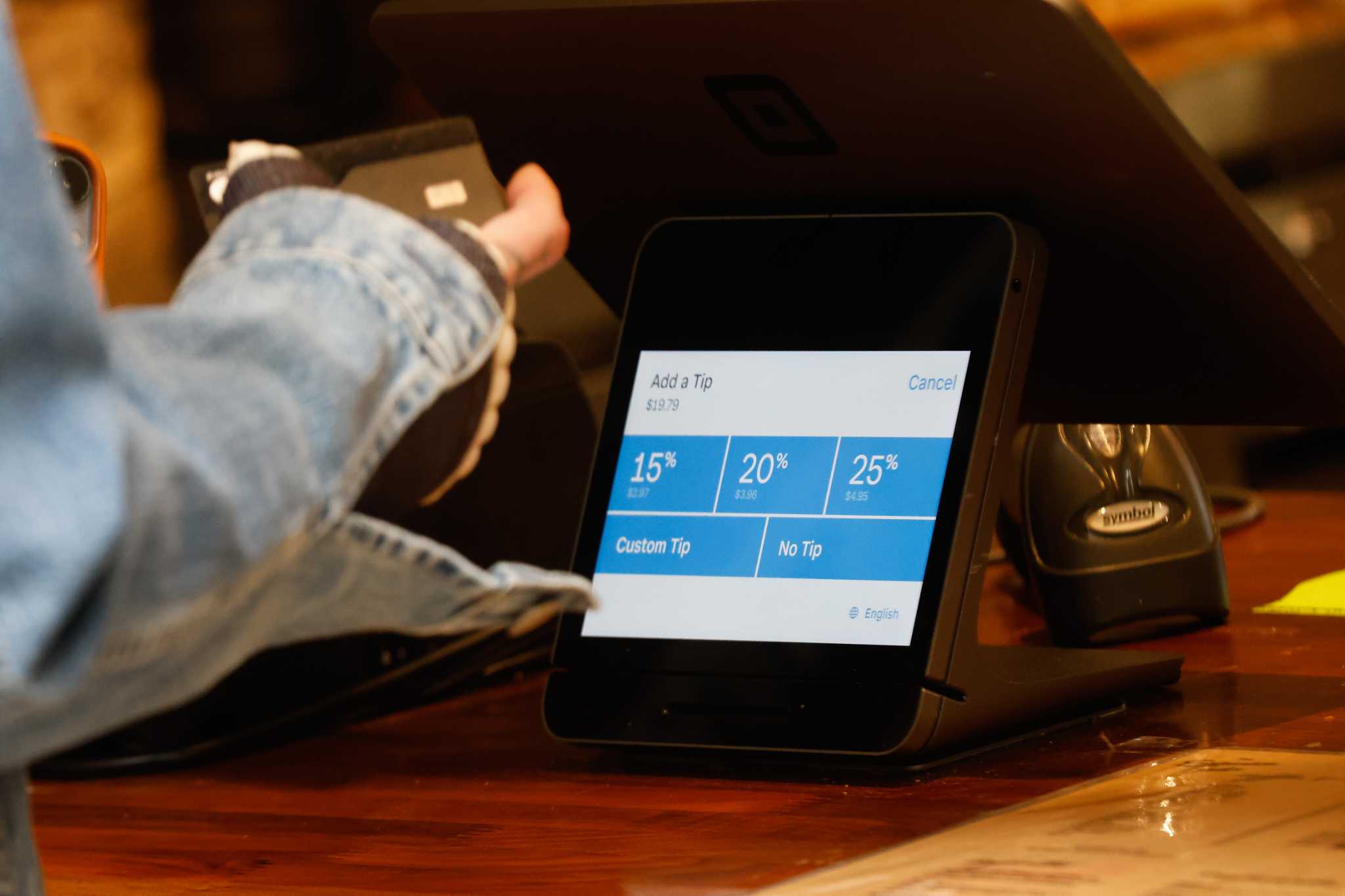 ‘Guilt-tripped’ into tipping? How readers feel about digital screens