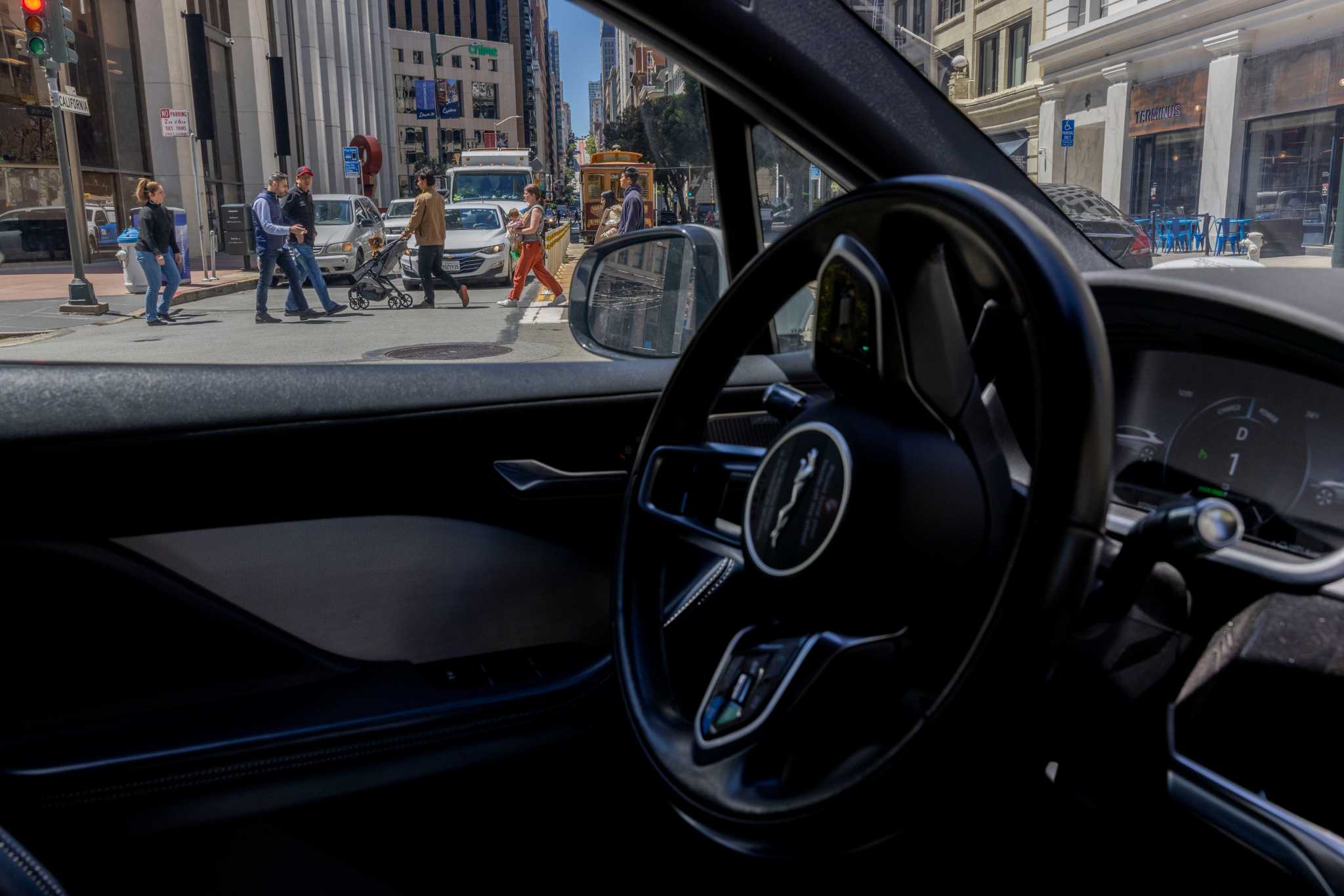 Waymo vs. Uber: Is a robotaxi better in S.F.'s neighborhoods?