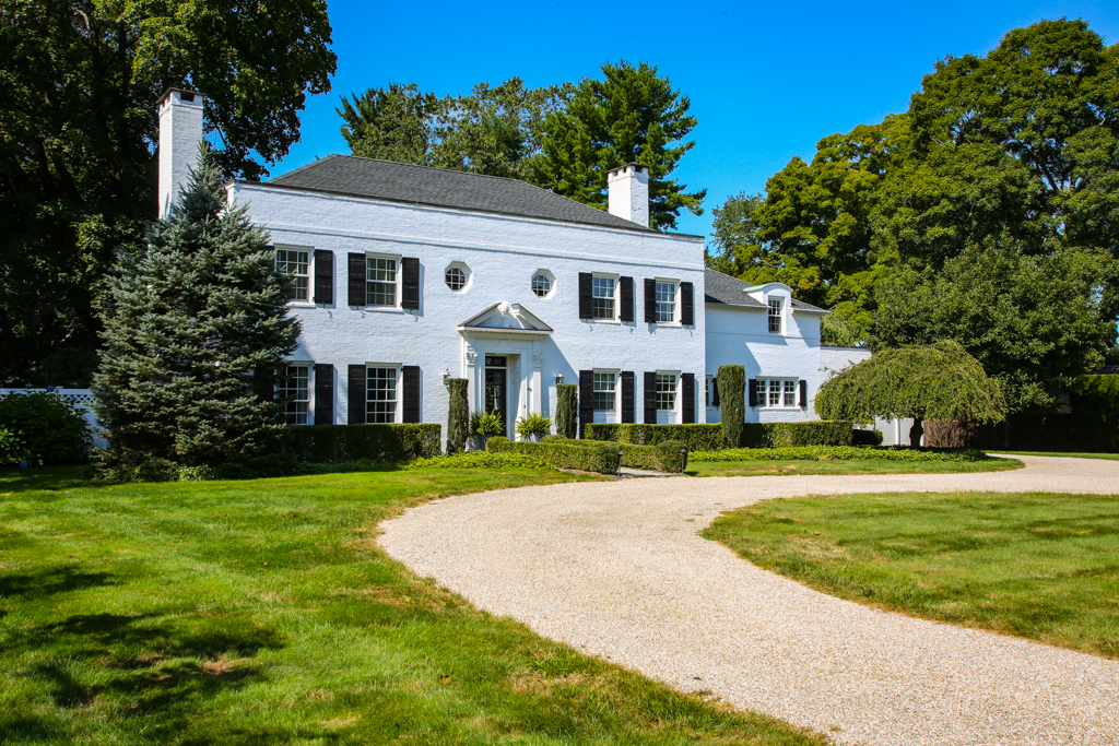 Guess the price of this 1939 CT colonial in a neighborhood that had its ...
