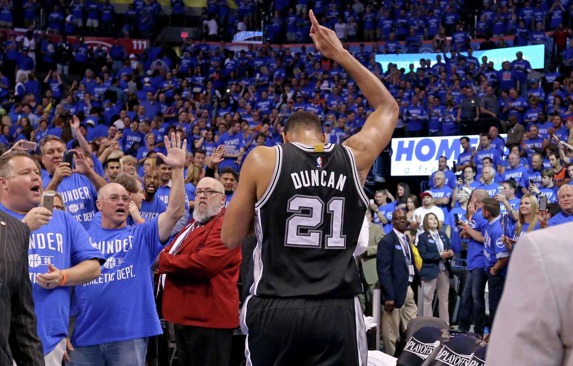 Timeline: Greatest moments in Spurs history