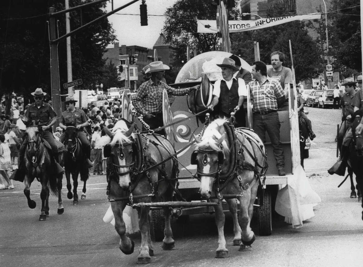 Photos: Travers Stakes at the Saratoga track through the years