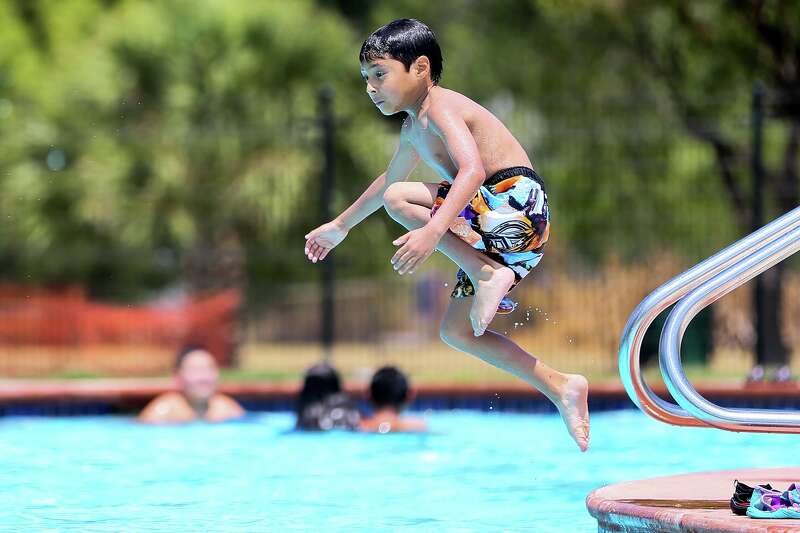 Public swimming pools in San Antonio: Here's the top 10