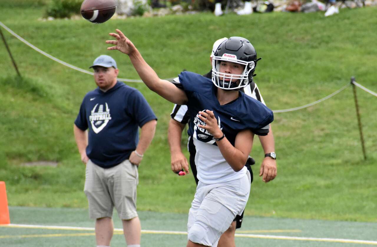 Connecticut high school football preview guide 2021