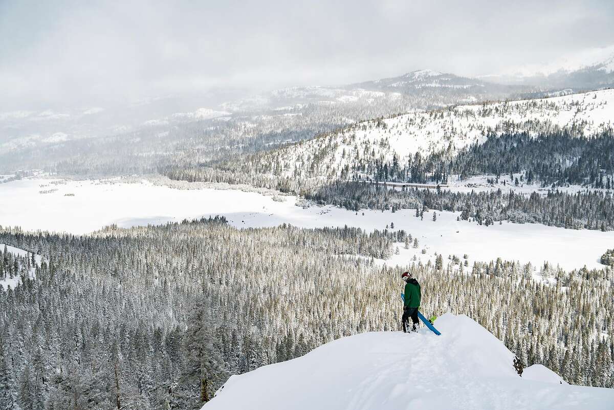 Skiing in Lake Tahoe: Everything you need to know about 10 major ski resorts