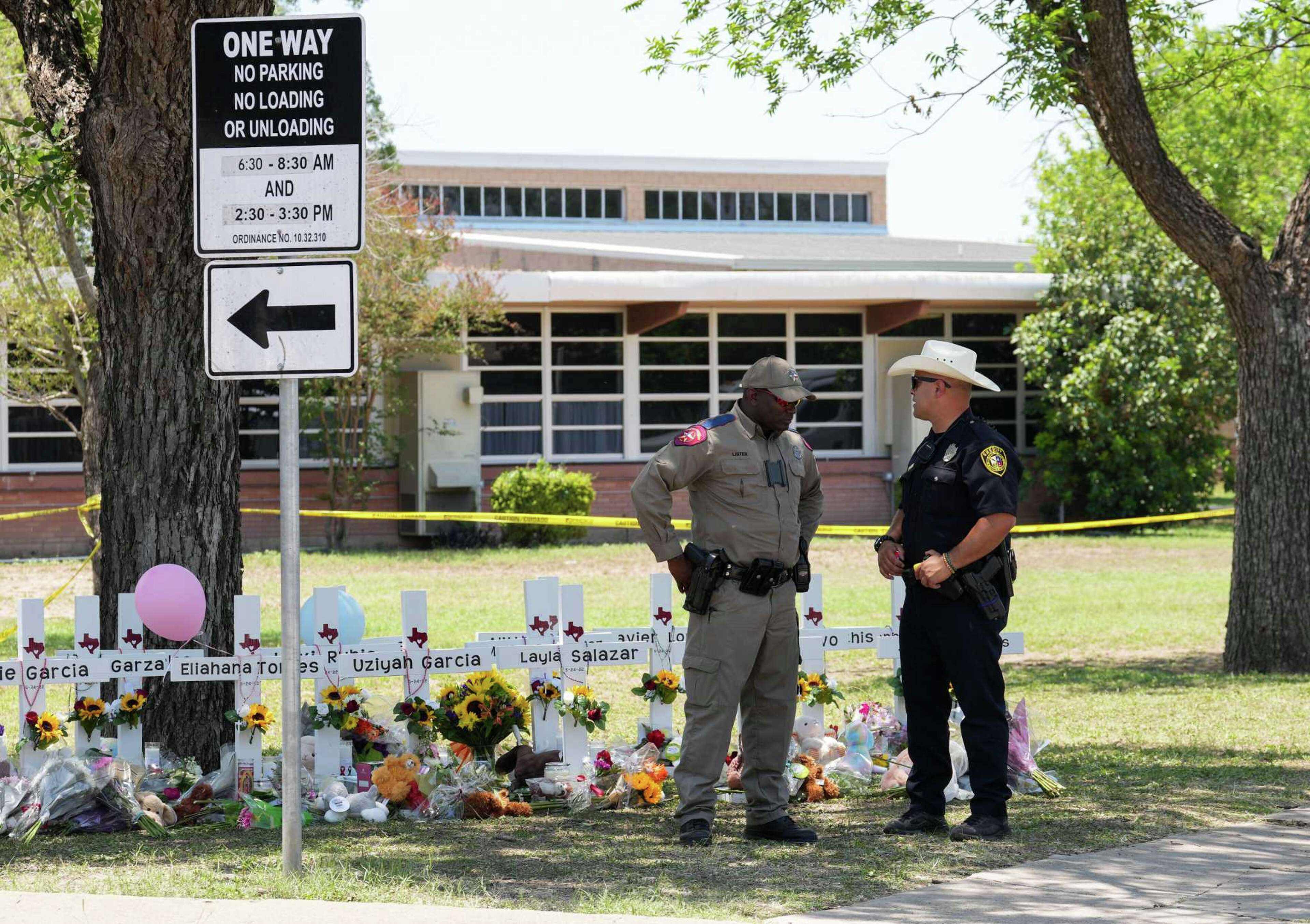 Robb Elementary shooting timeline: Chaos, confusion from DPS and Uvalde ...