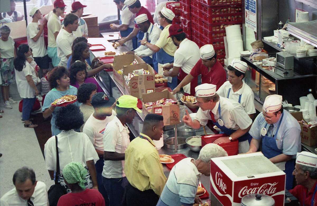 30 years ago: Old photos show Houston as it was in June 1992