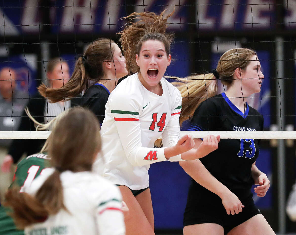 Vote for the Houston high school athletes of the week for Sept. 5-10.