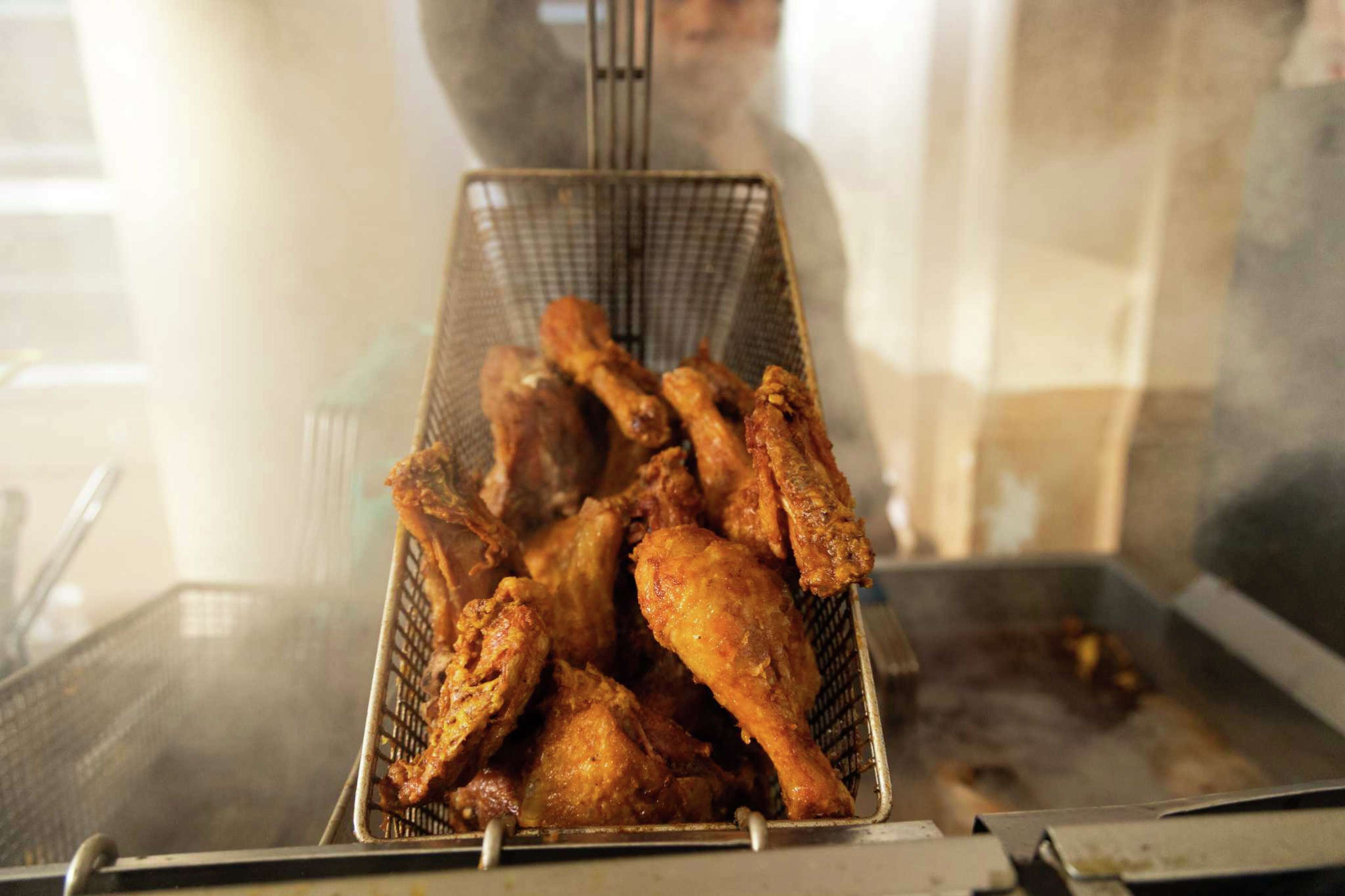 Best fried chicken restaurants in the San Francisco Bay Area