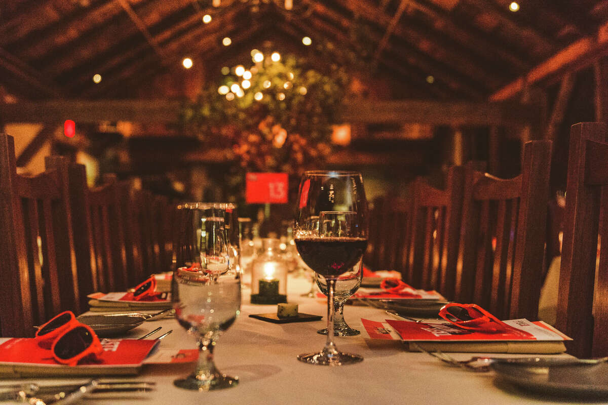 The 25 most romantic restaurants for date night in Connecticut