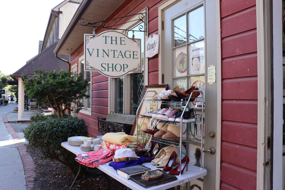 Vintage and second-hand clothing stores in the Hudson Valley
