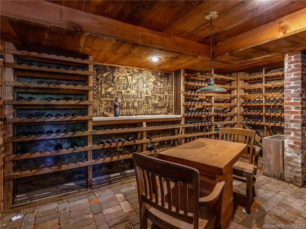 Guess the price of this historic CT Victorian house featured on Zillow ...