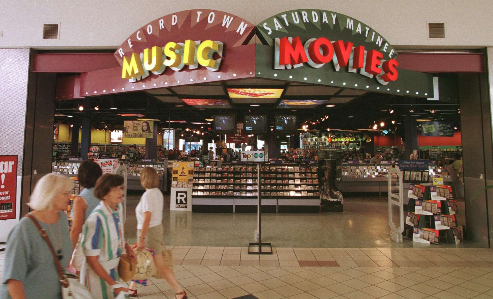 Looking back at 40 years of Crossgates Mall in Guilderland