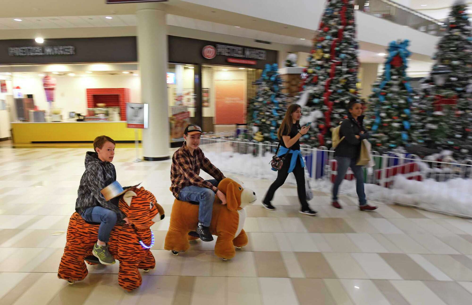 Looking back at 40 years of Crossgates Mall in Guilderland