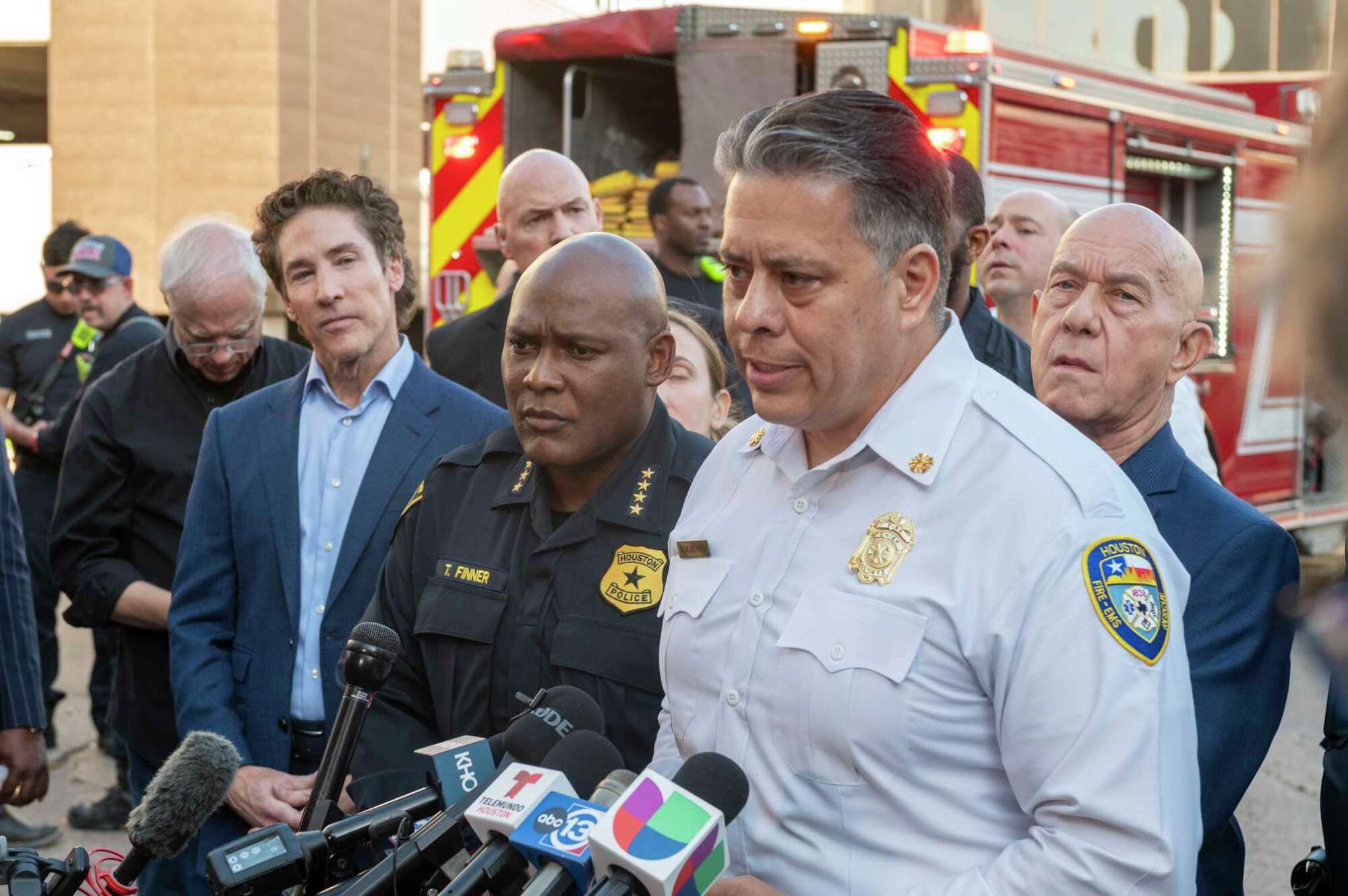 Lakewood Church Photos From Houston Church In Aftermath Of Shooting