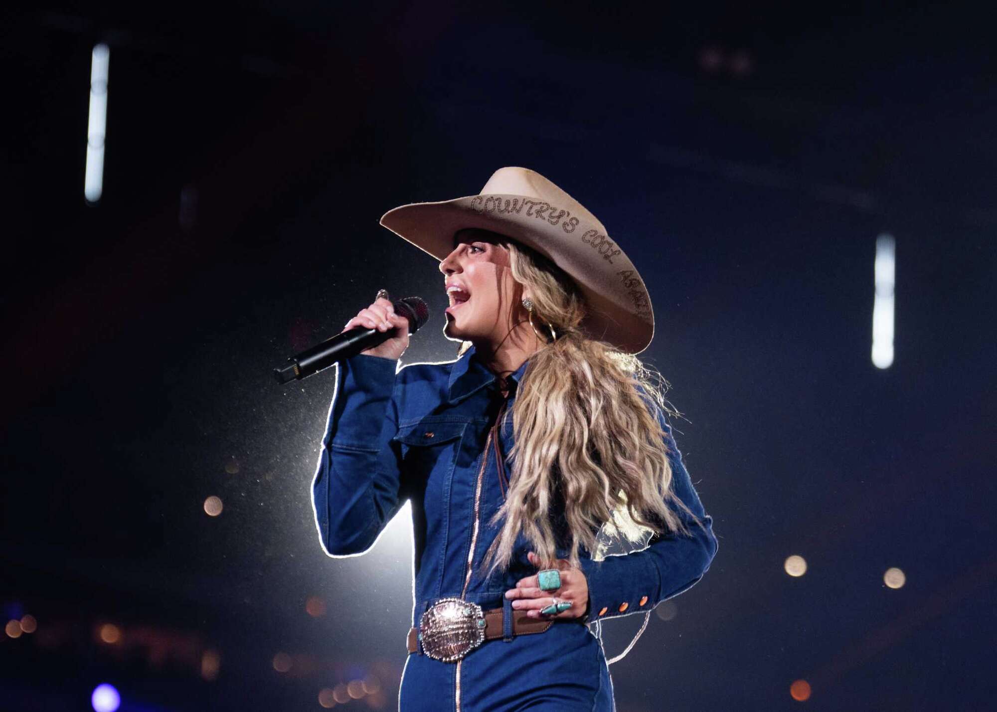 Photos from 'Yellowstone' star Lainey Wilson's Houston Rodeo concert