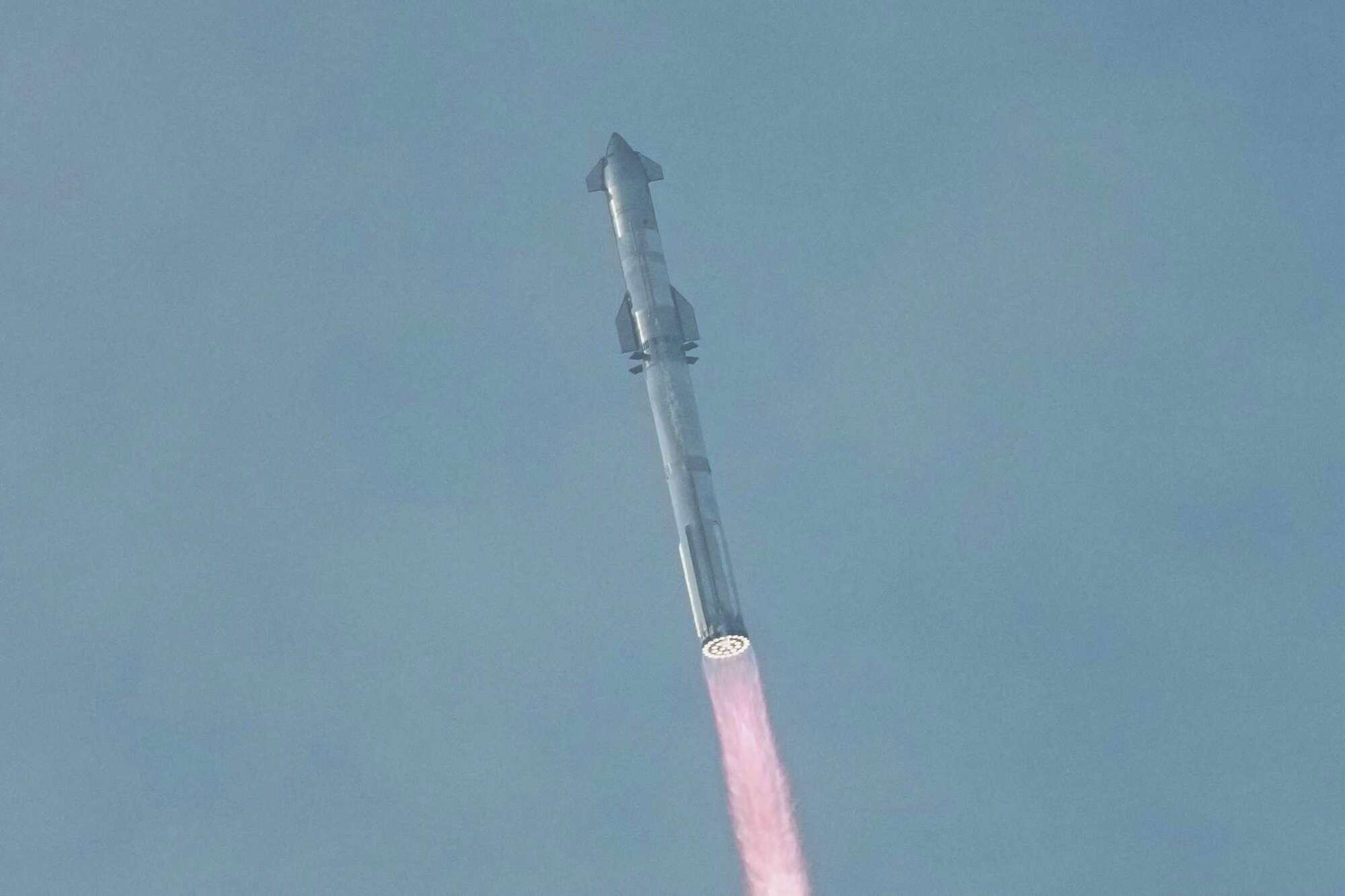 Photos of the SpaceX Starship launch from South Texas