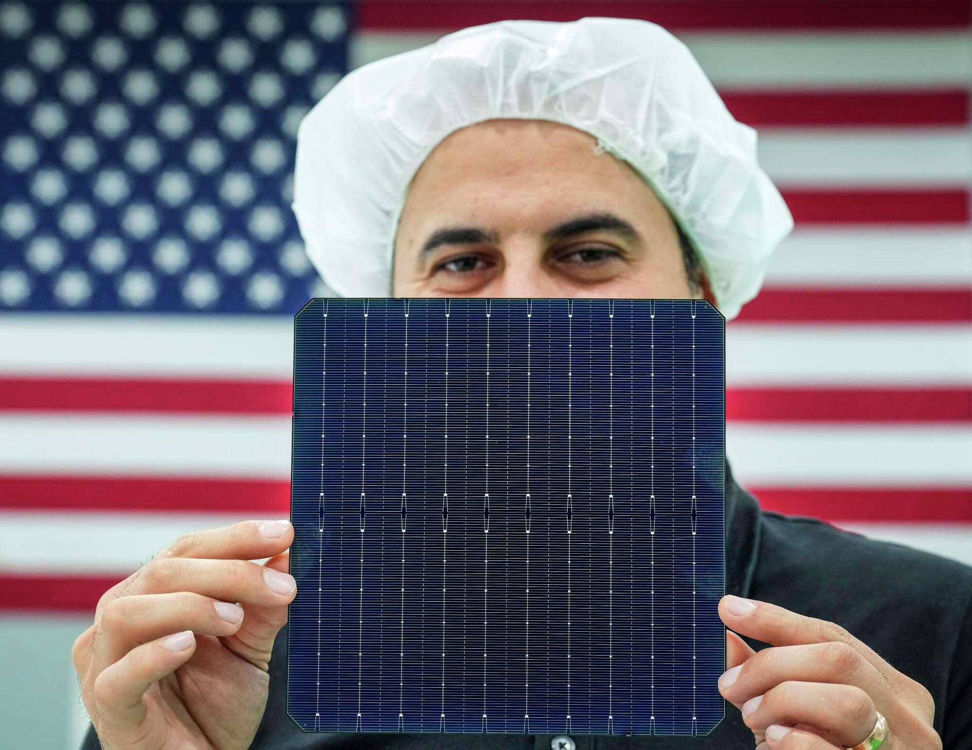 A tour of Elin Energy, the new solar panel facility based in Brookshire ...