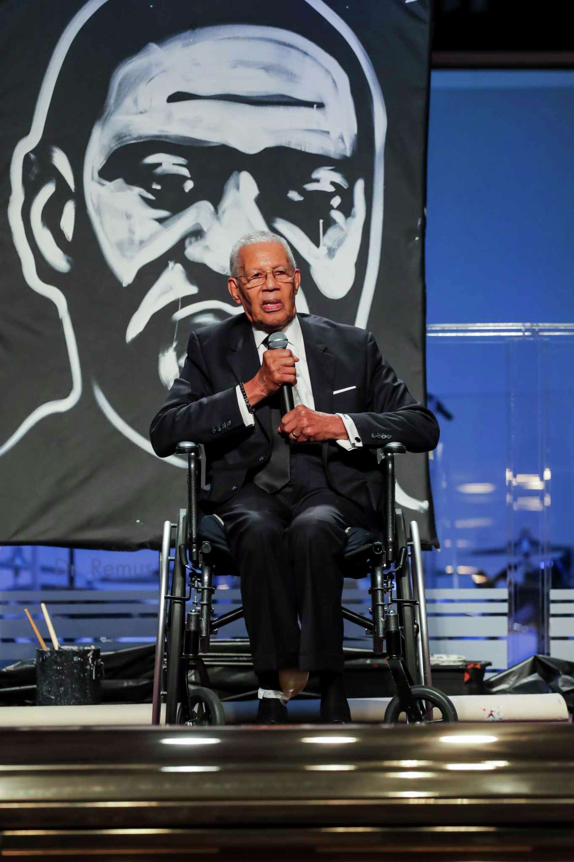 Rev. Bill Lawson in photos: Remembering his impact on Houston