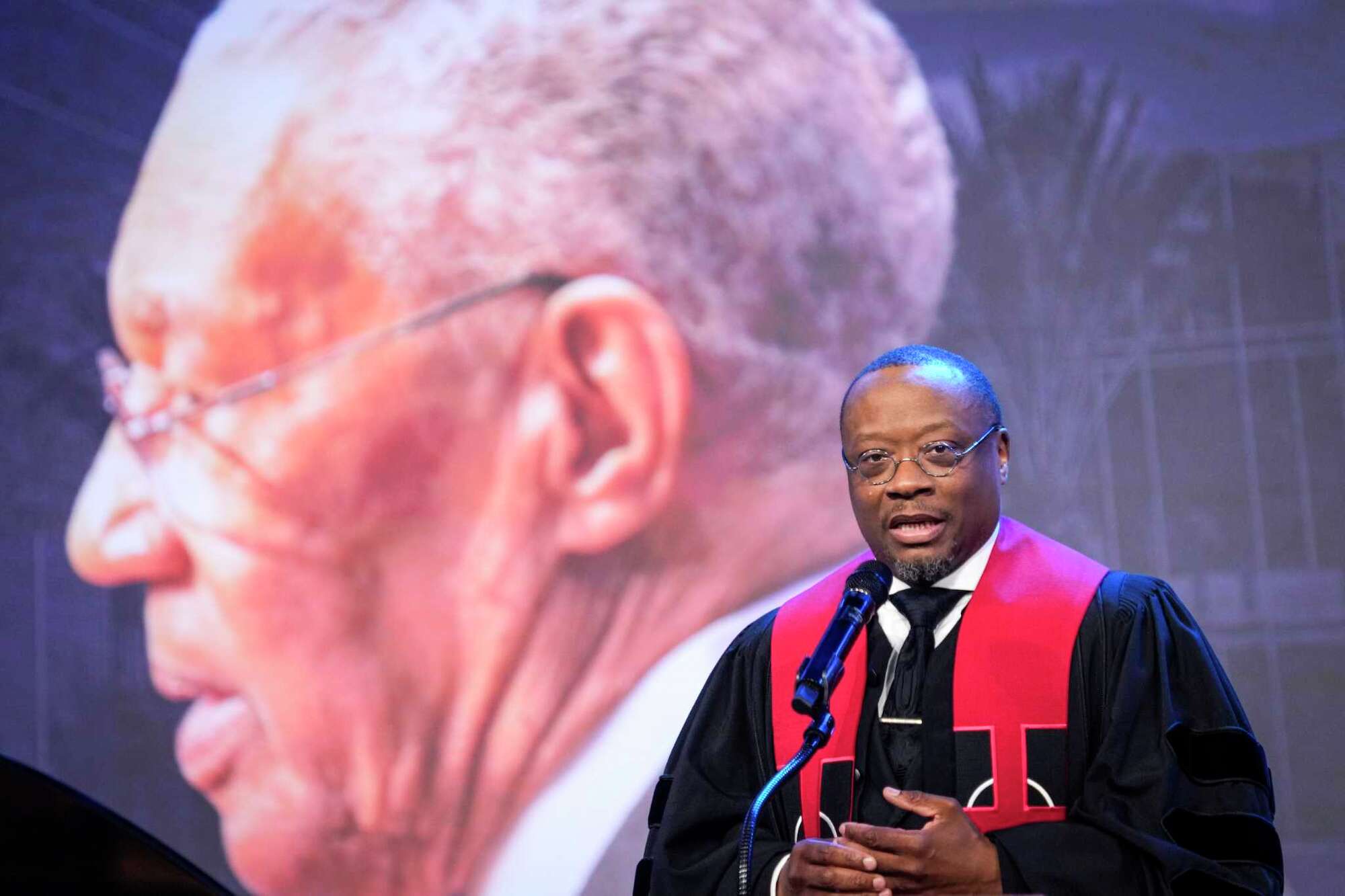 Photos: Memorial services for Rev. Bill Lawson at Houston's Wheeler Avenue Baptist Church