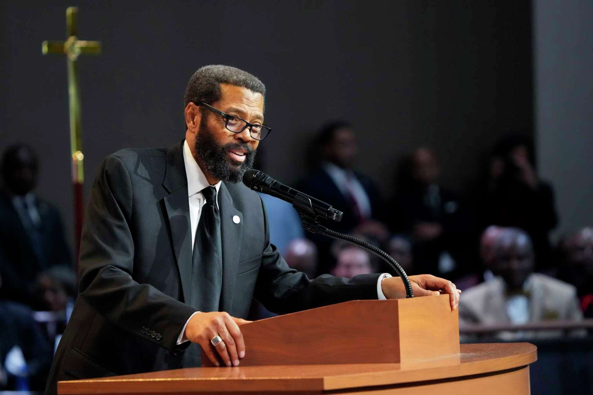 Photos: Memorial services for Rev. Bill Lawson at Houston's Wheeler ...