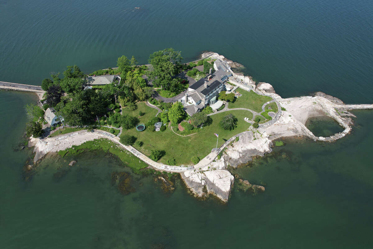 Guess the price of this CT island with 12-bedroom house, swimming cove
