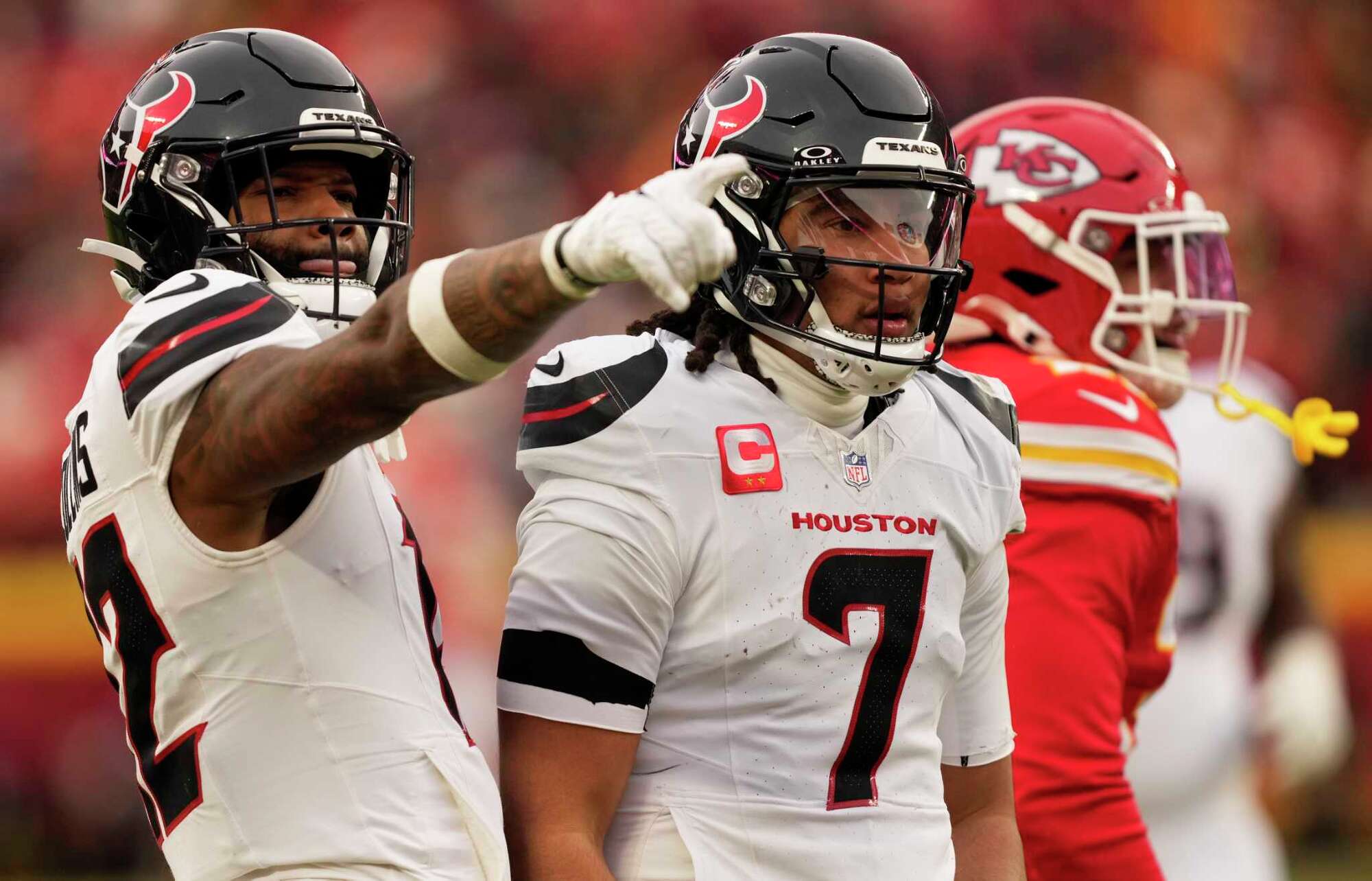 NFL playoffs 2025: Photos from the Texans vs. Chiefs