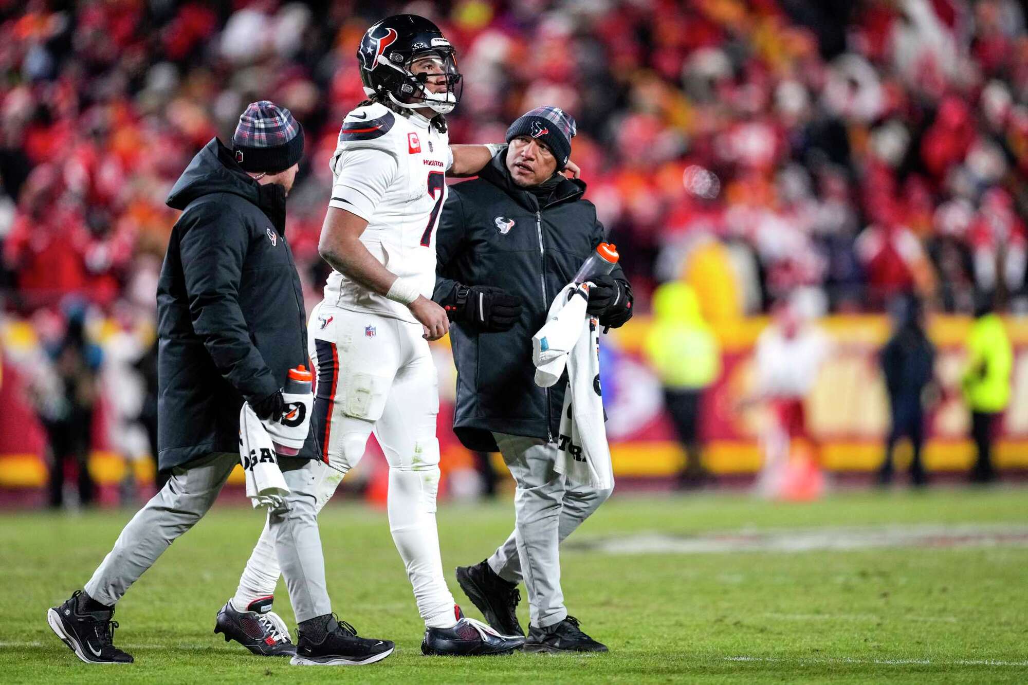 NFL playoffs 2025: Photos from the Texans vs. Chiefs