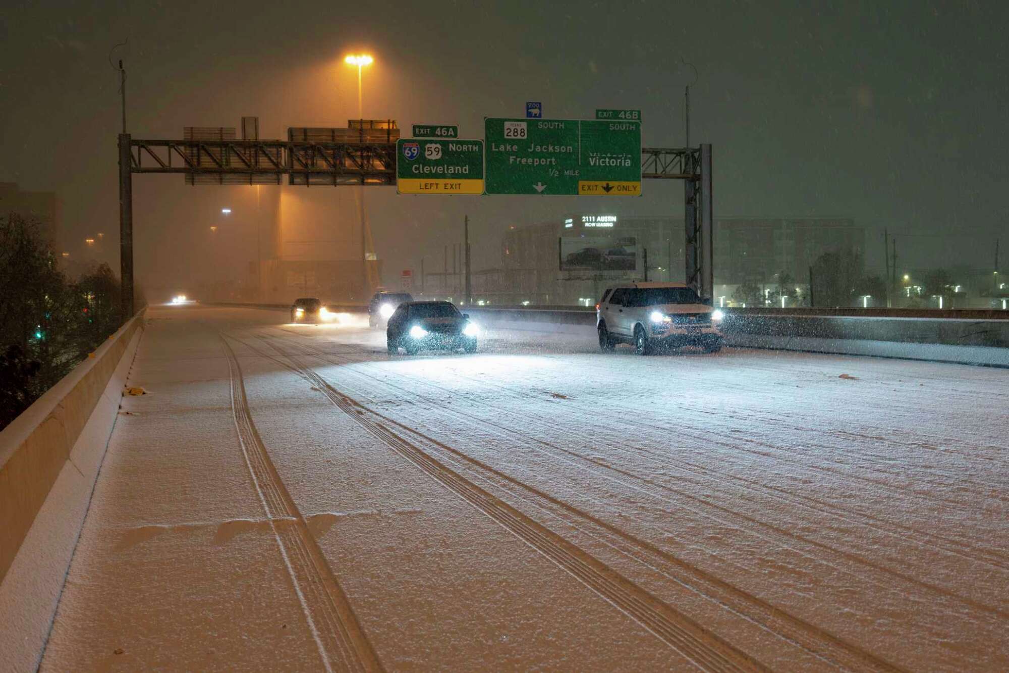Photos: Historic winter storm blankets Houston in snow and ice