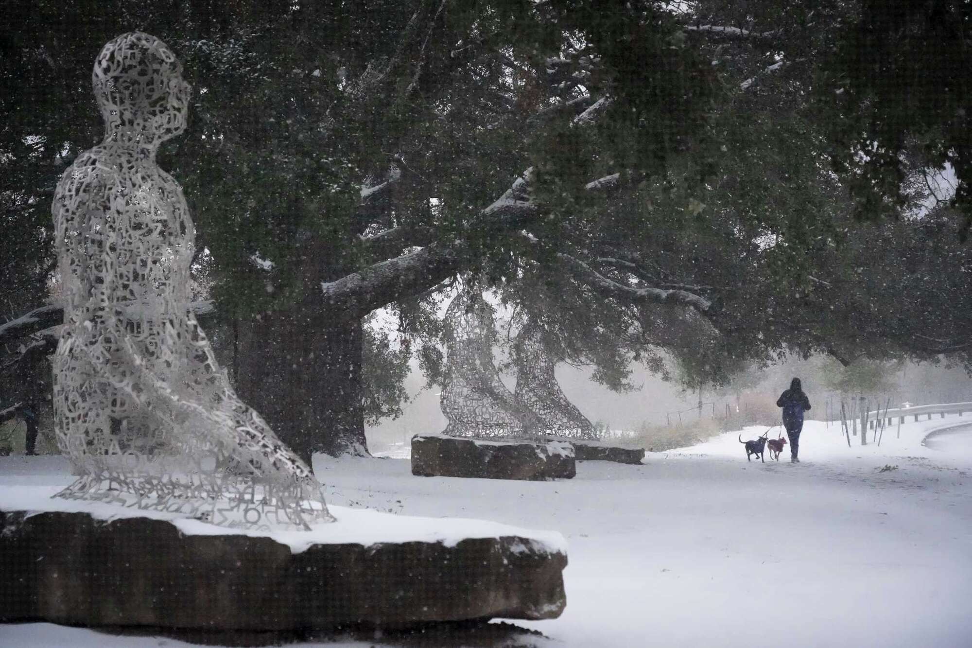 Photos: Historic winter storm blankets Houston in snow and ice