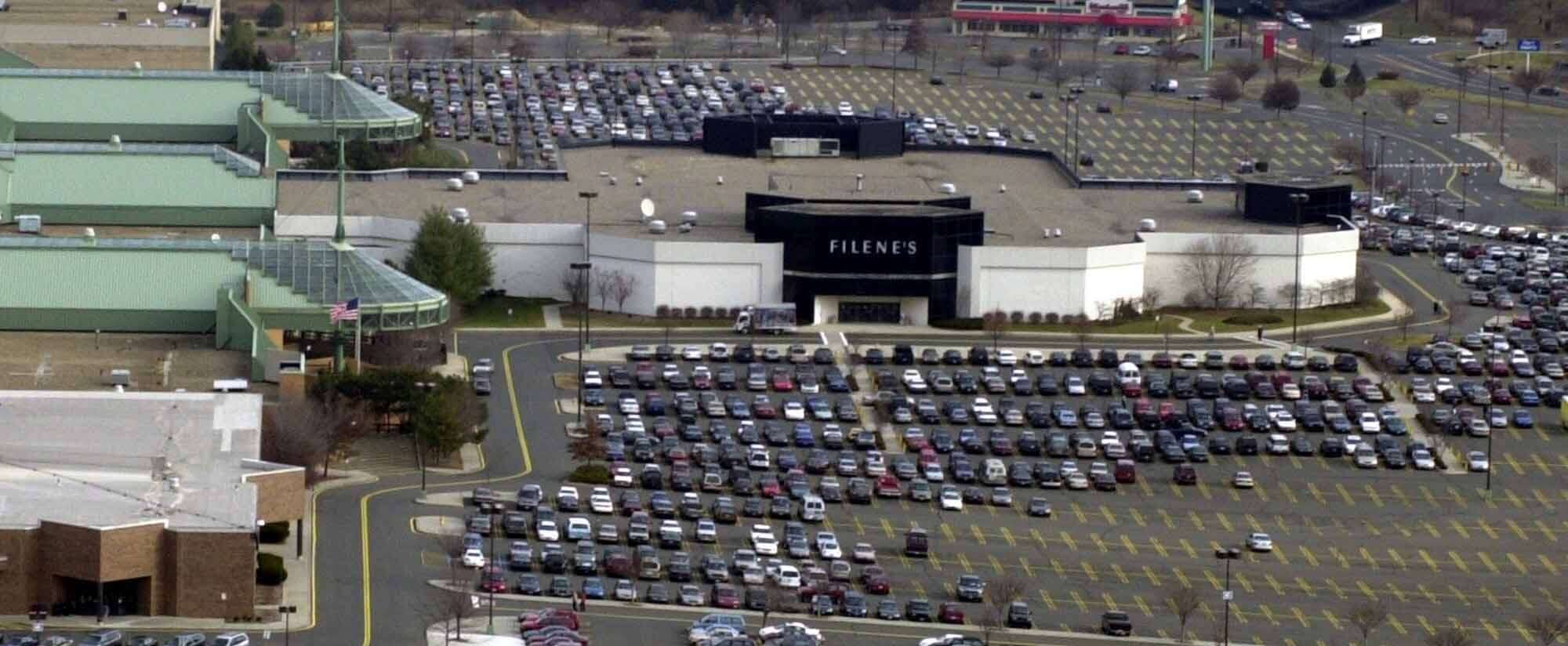 CT malls: a look at shopping in the '80s and '90s at Danbury Fair ...