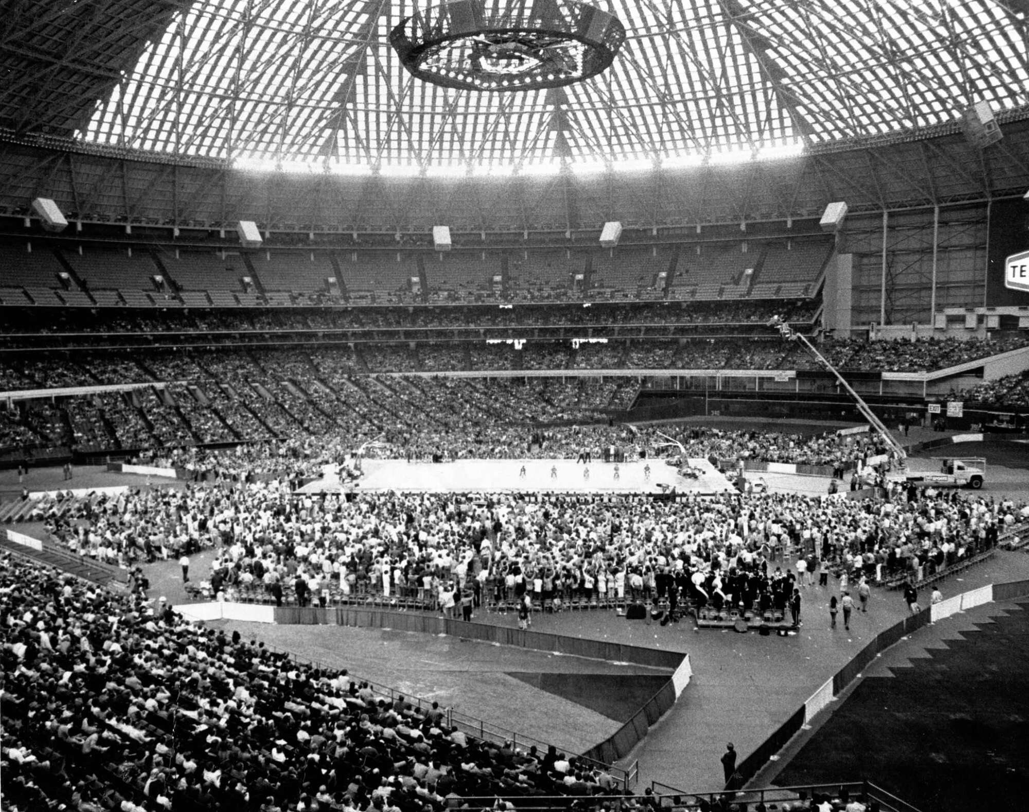Rare Astrodome photos show Houston landmark in its heyday