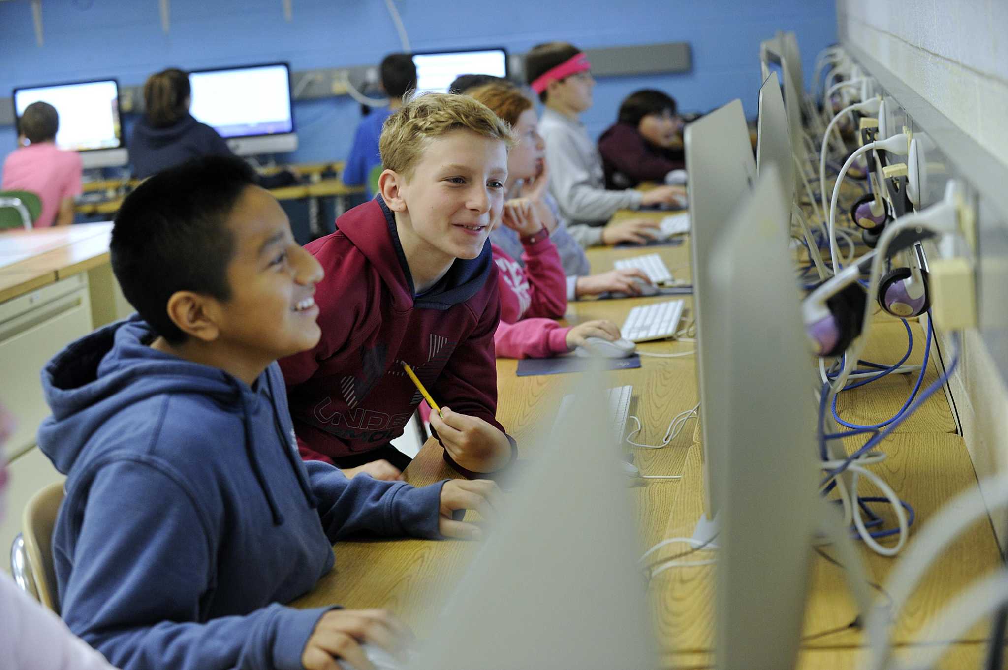 Bethel: $450,000 to keep middle school cool