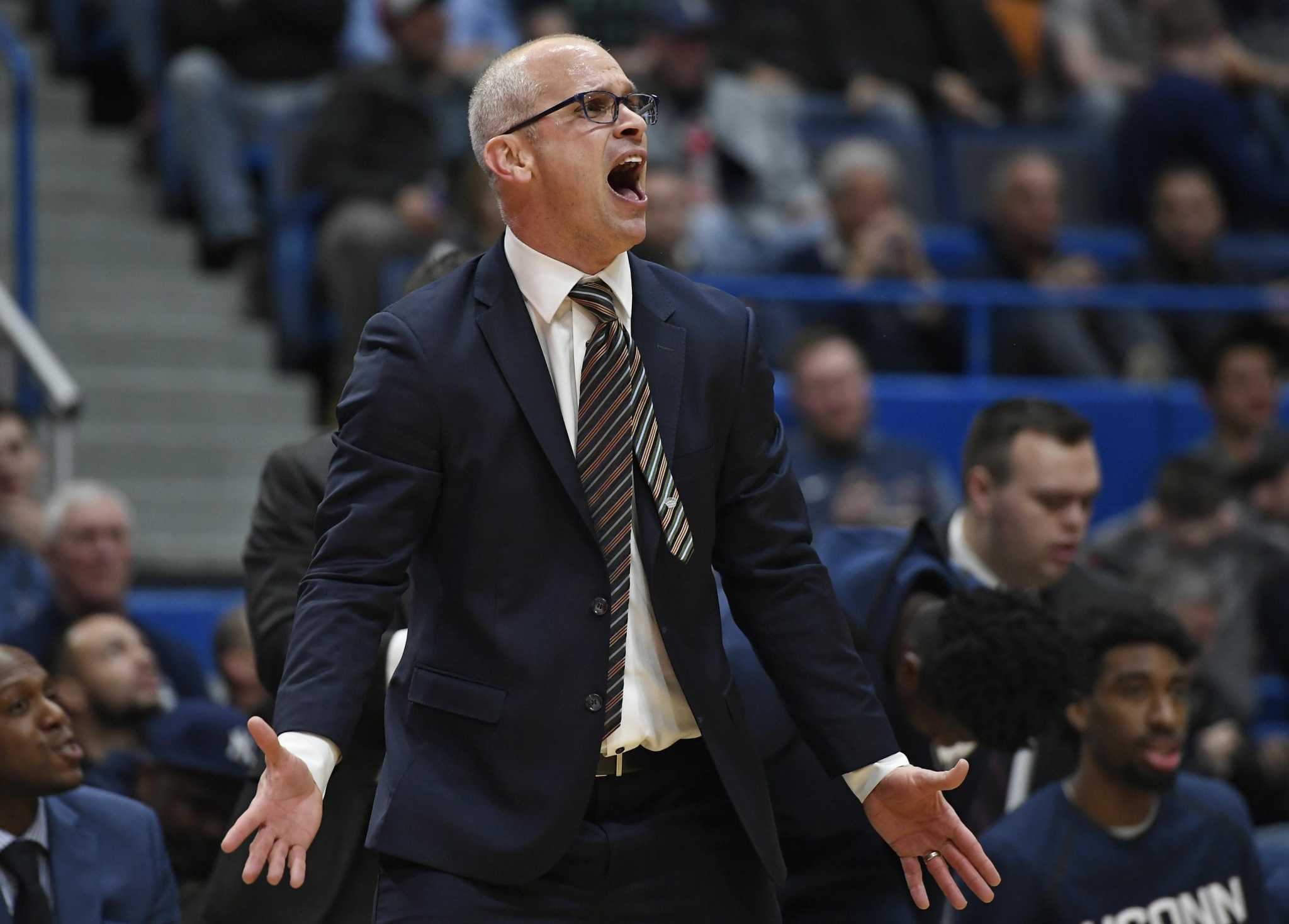 AAC commissioner Mike Aresco calls ejections of Dan Hurley, Frank Haith ...