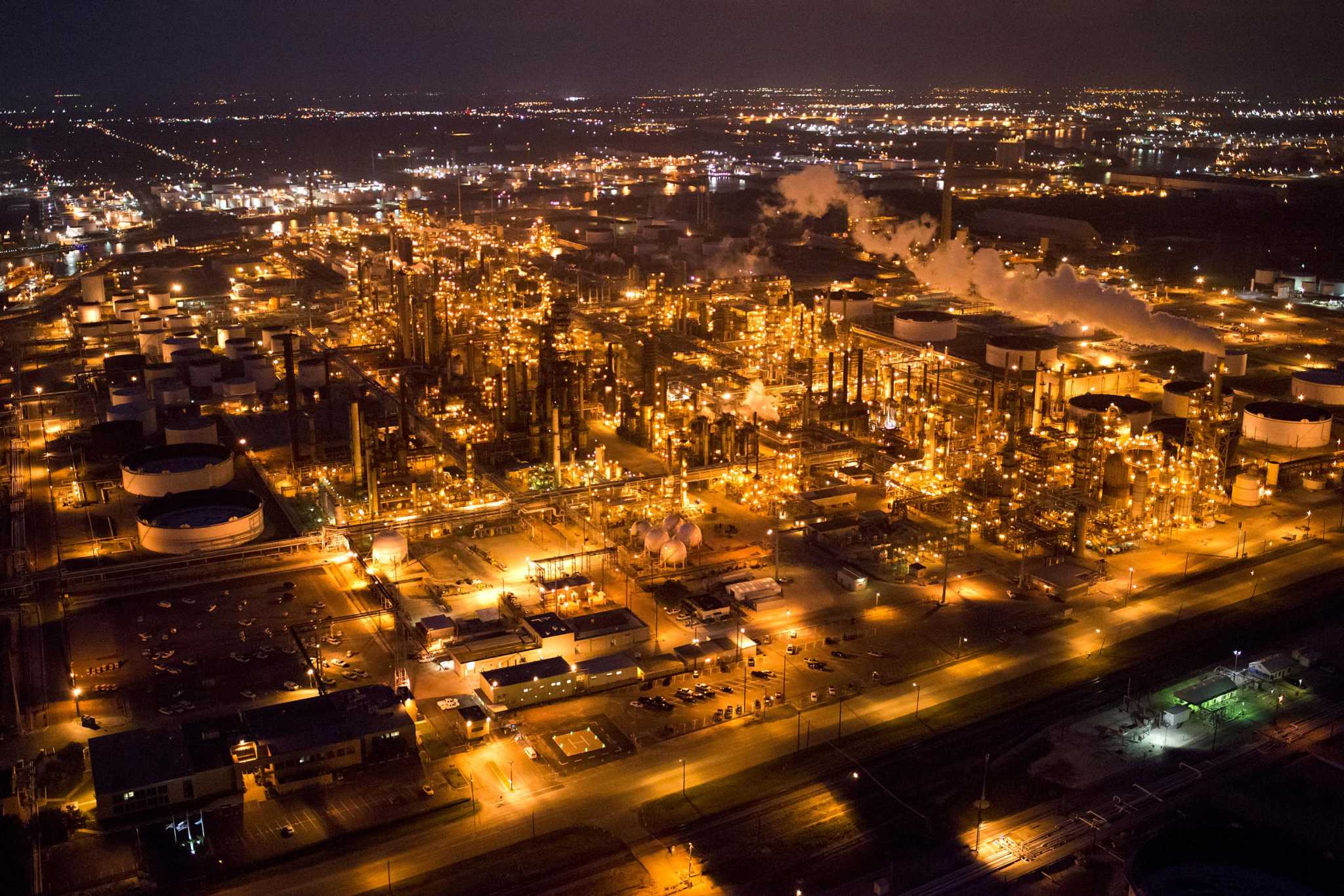 Huge shift to cleaner fuels a jackpot for Texas energy