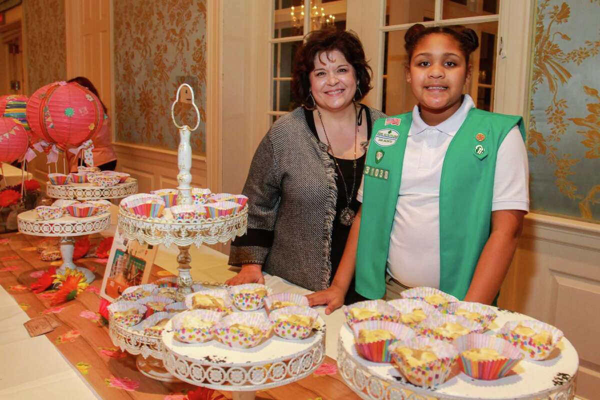 Houston chefs add twist to Girl Scout cookies