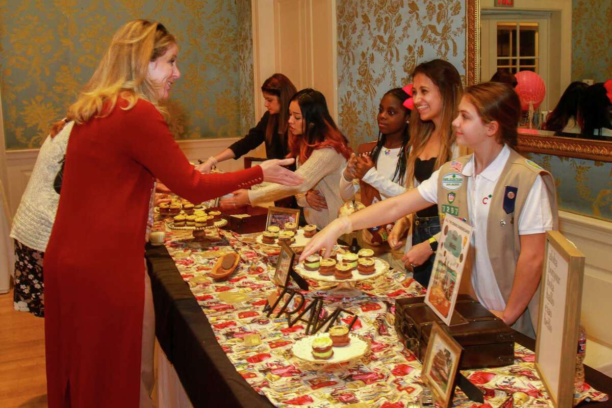 Houston chefs add twist to Girl Scout cookies