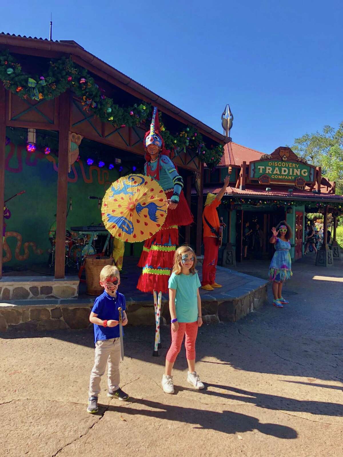 I survived Disney World as a single parent — and so can you. Here’s how.