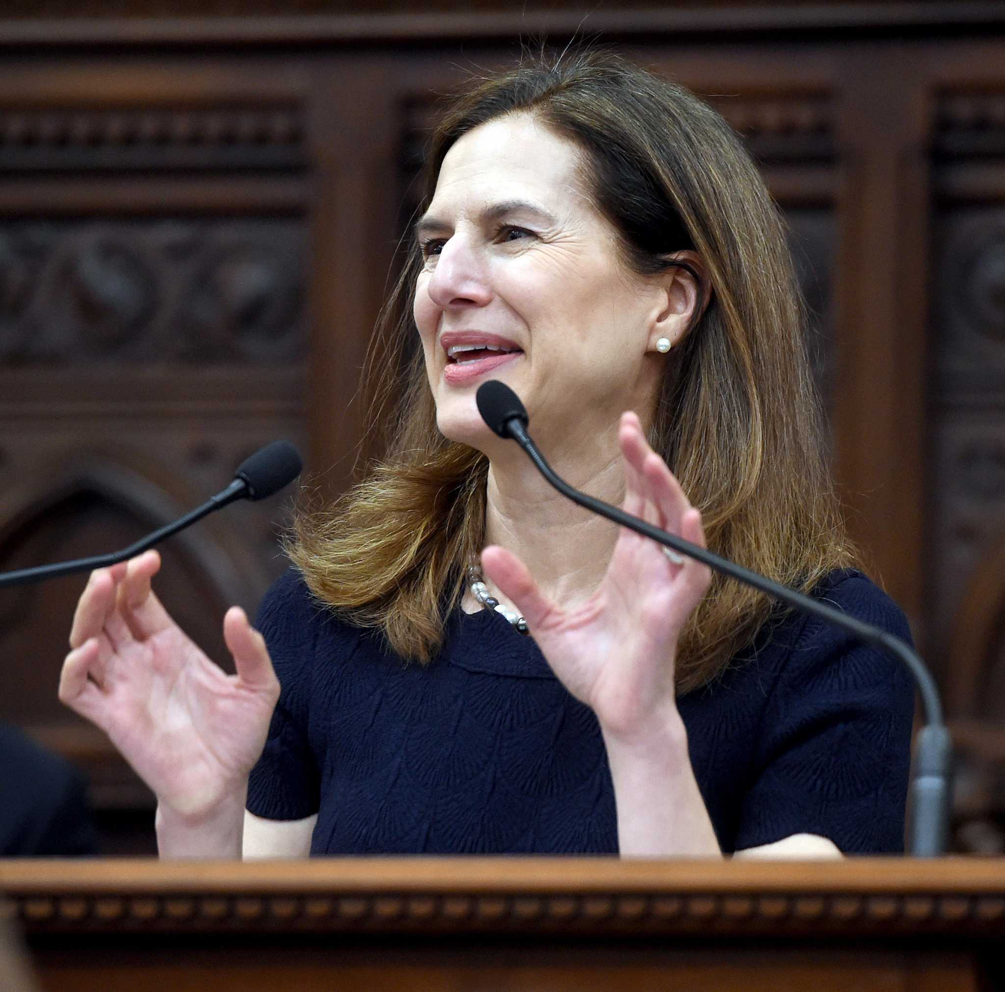 Susan Bysiewicz, proud mom of a daughter who fought for better pay