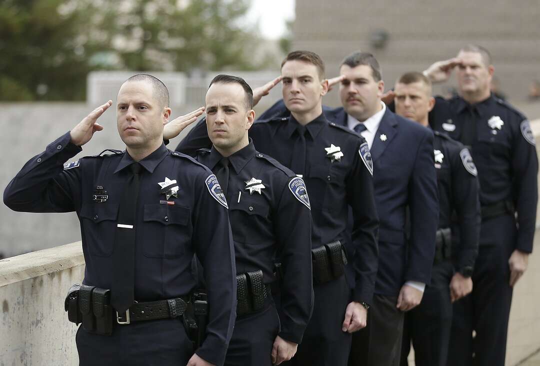 Thousands attend fallen Davis police officer’s memorial service