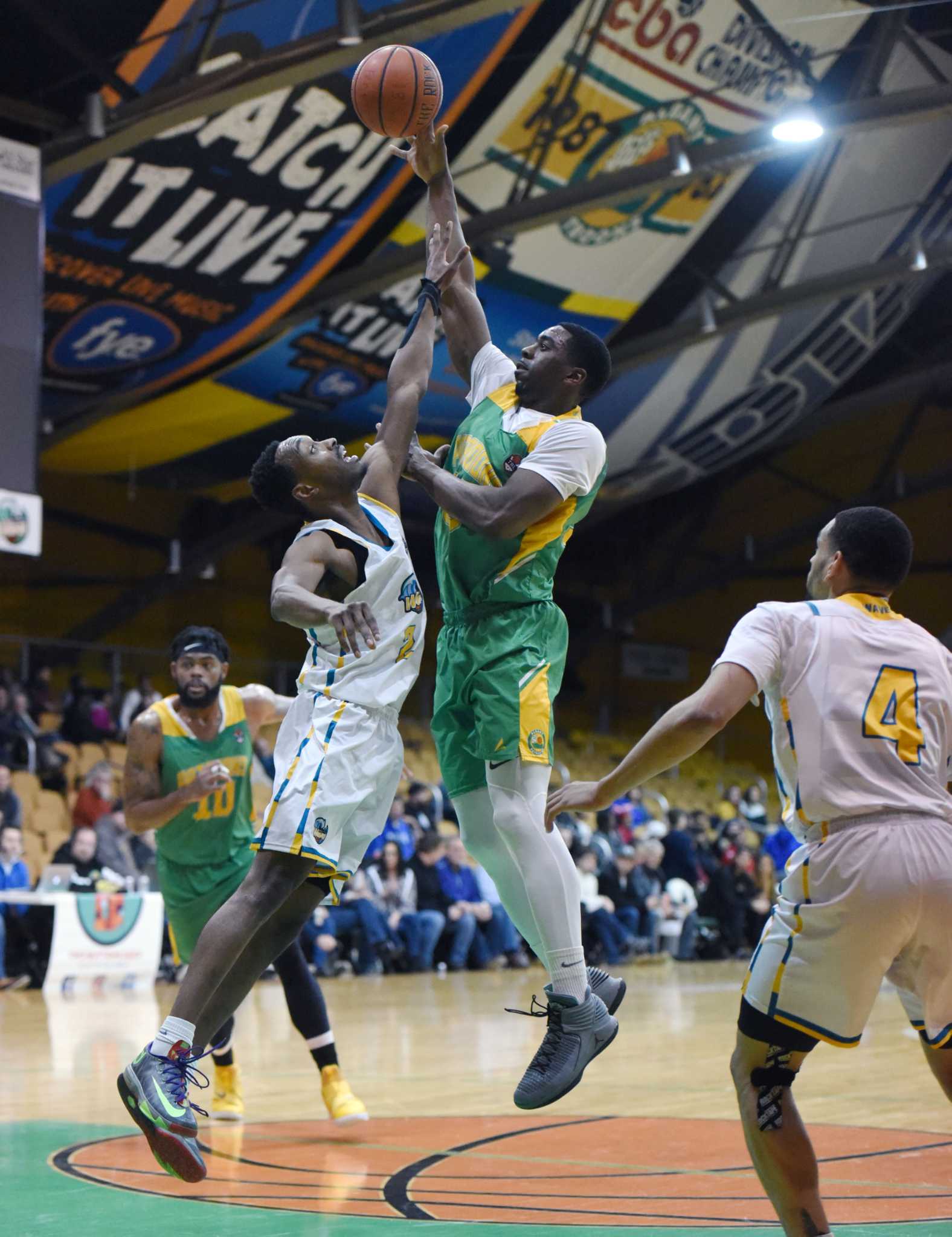 Patroons remain unbeaten with win over San Diego