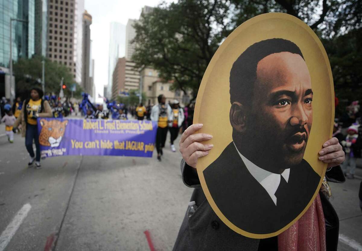 Martin Luther King Jr. Day parades brings thousands to Houston’s ...