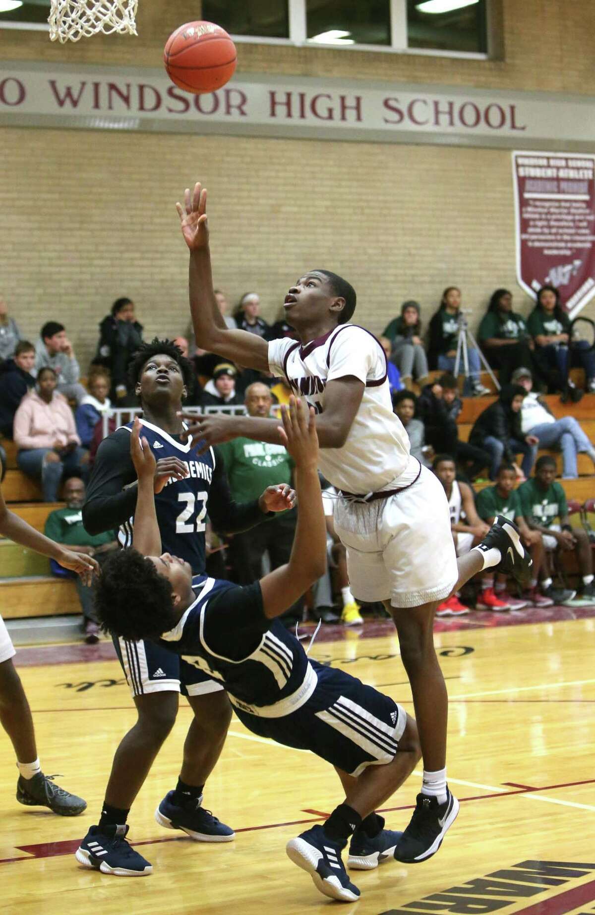 Photos: No. 3 Windsor defeats Hillhouse