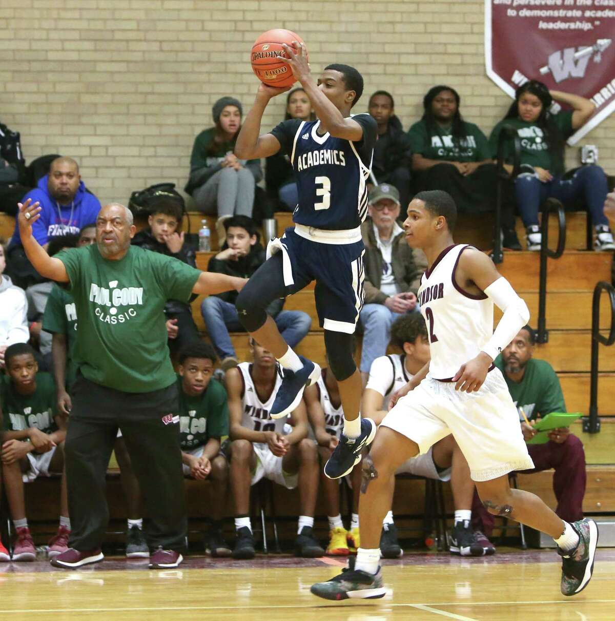 Photos: No. 3 Windsor defeats Hillhouse