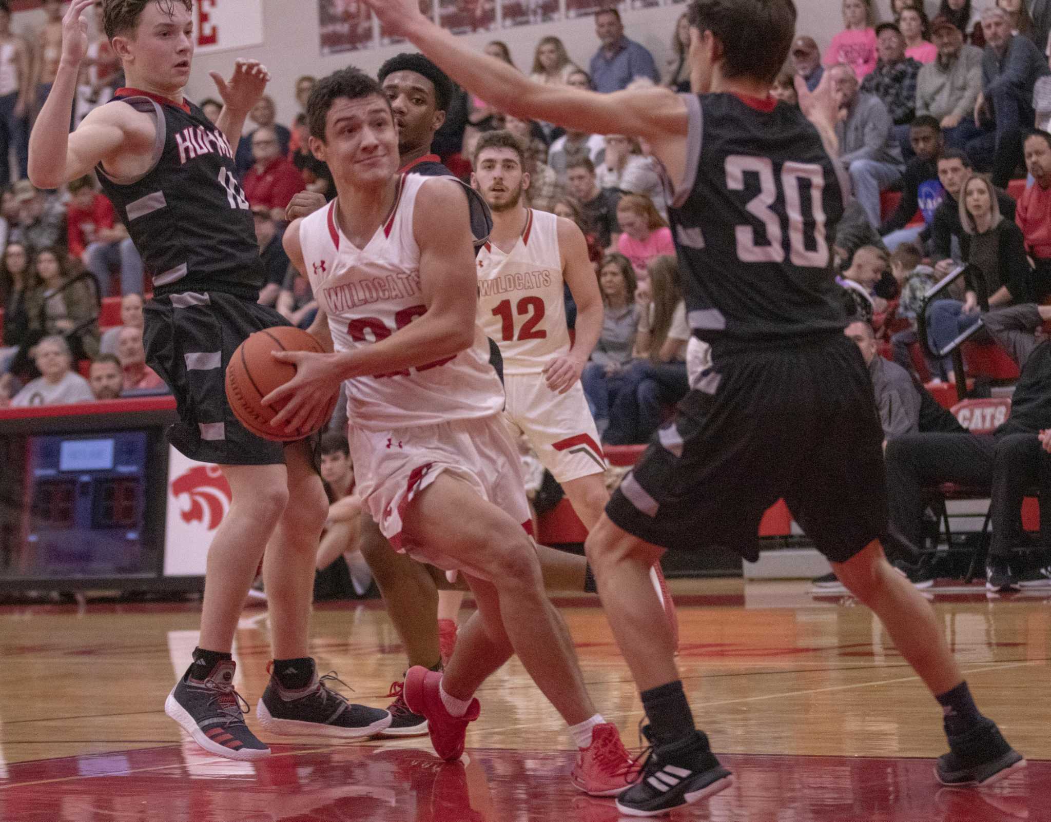 BOYS HOOPS: Falcons use big third quarter to pull away from Splendora