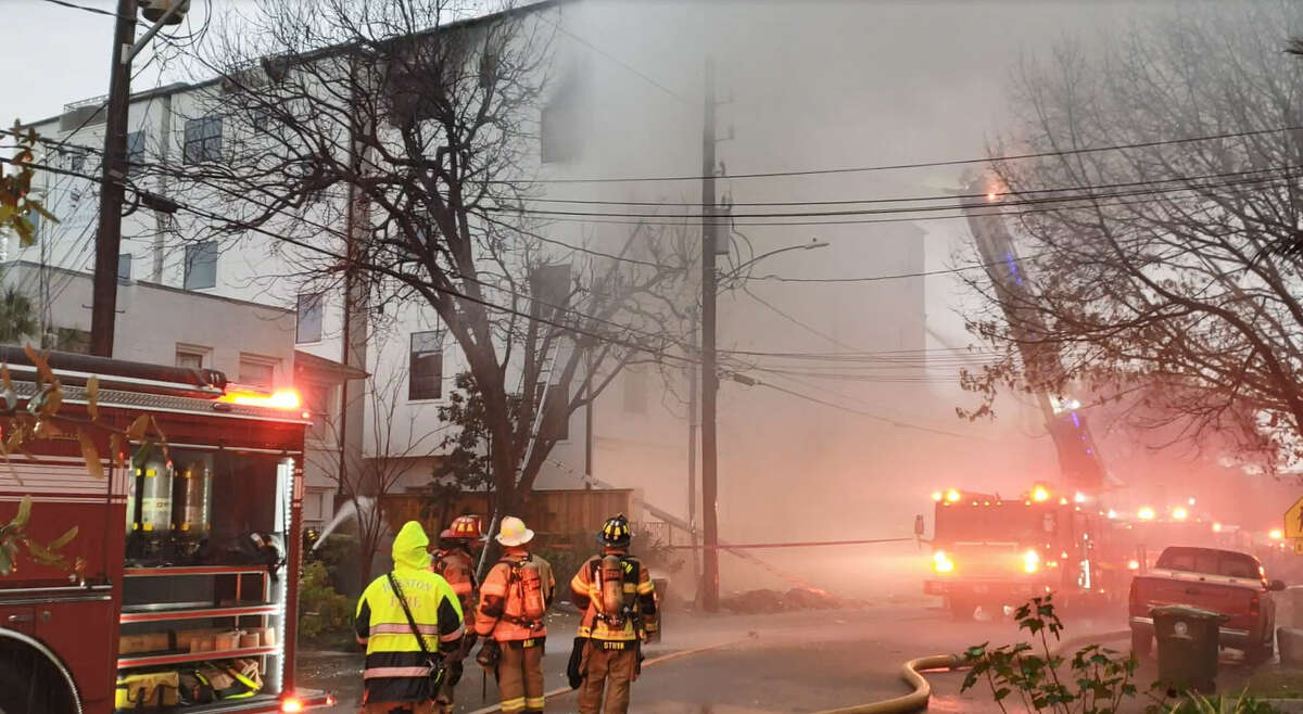 Fire damages townhomes under construction in Montrose