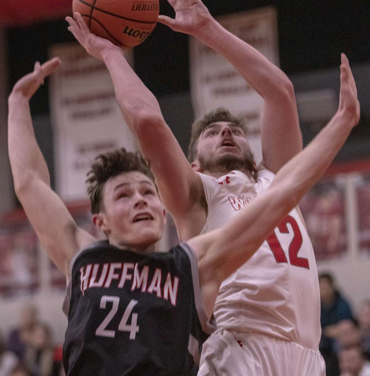 BOYS HOOPS: Falcons use big third quarter to pull away from Splendora