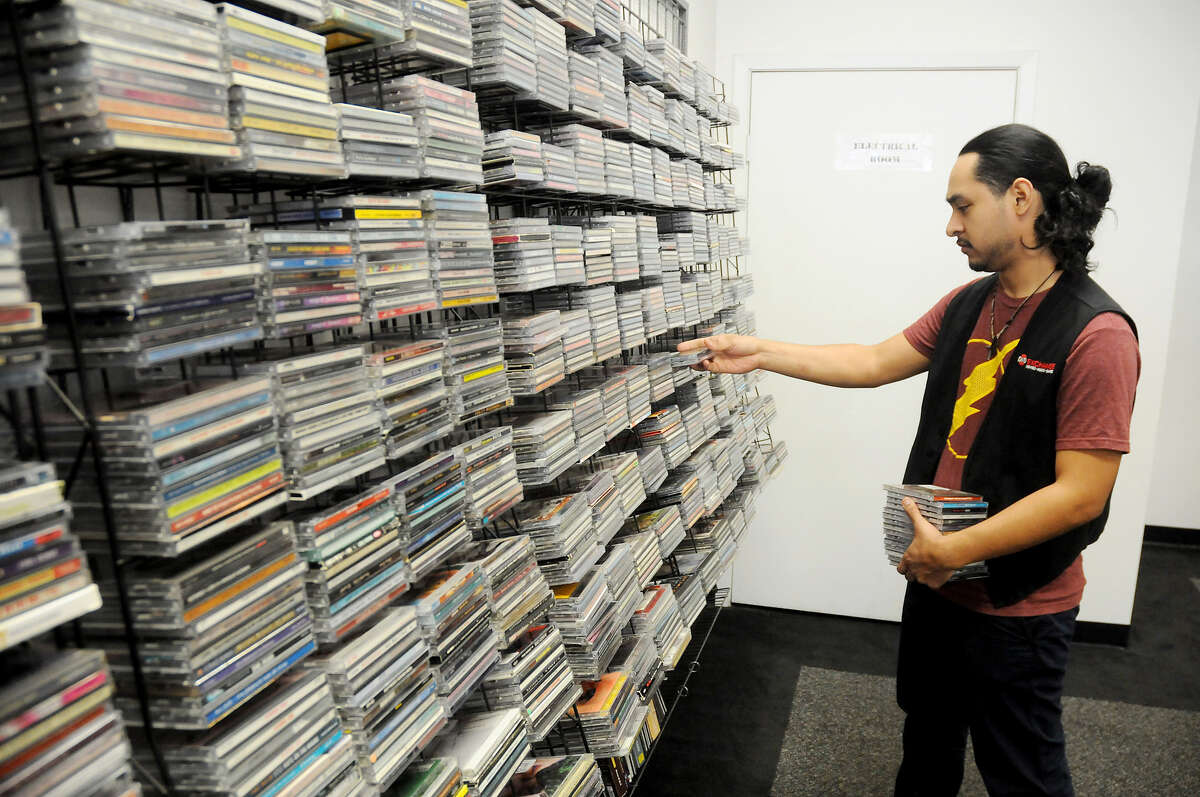 Houston’s Movie Exchange survives streaming revolution (so far)