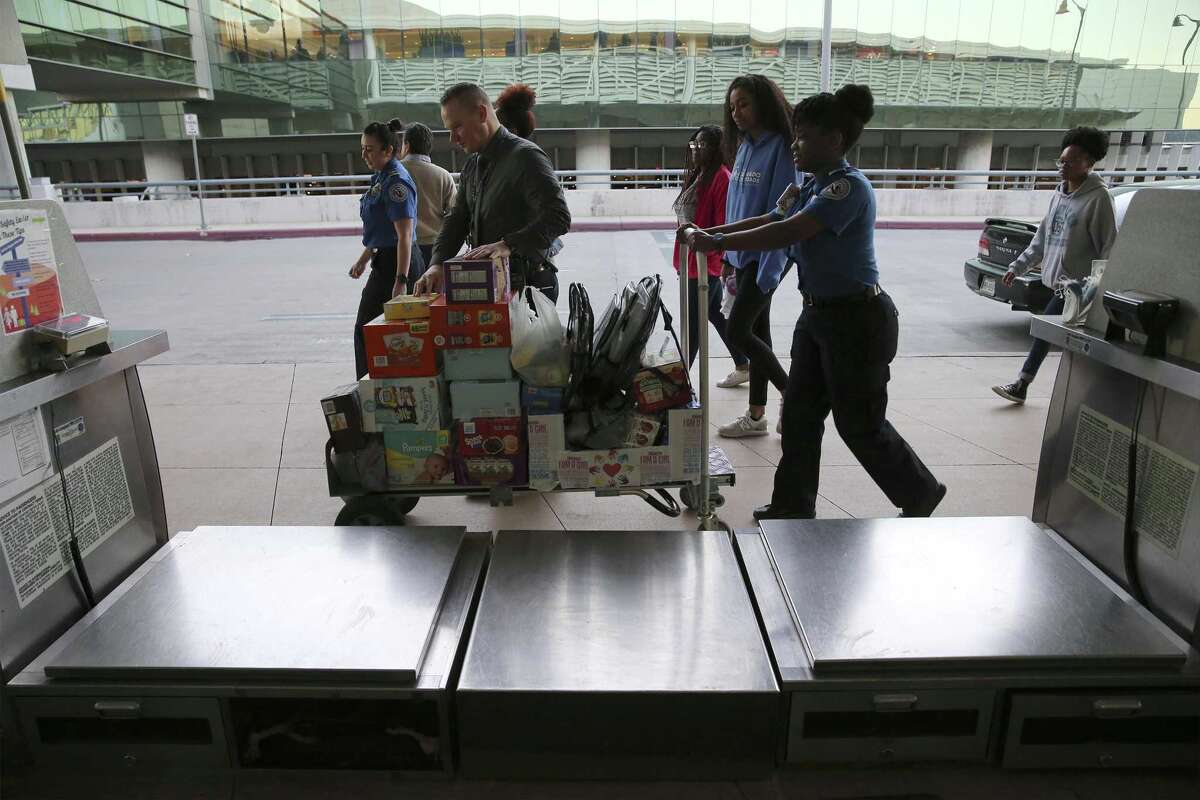 San Antonio’s Girl Up members help children of unpaid TSA workers